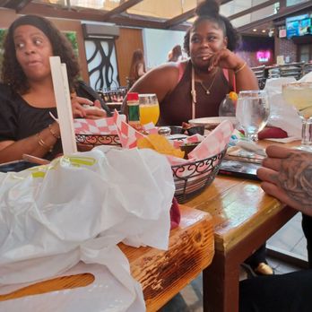 INWOOD BAR AND GRILL - Updated June 2024 - 932 Photos & 574 Reviews ...