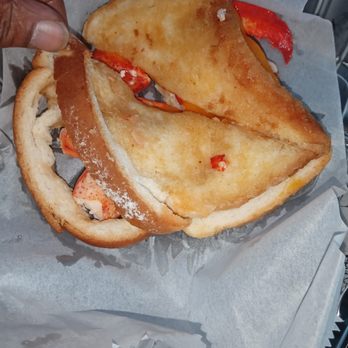 LOBSTAH ON A ROLL - 484 Photos & 477 Reviews - 537 Columbus Ave, Boston ...