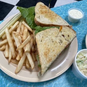 HOOK, LINE & SINKER - Updated May 2025 - 319 Photos & 382 Reviews ...