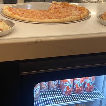 CRUST PIZZERIA - Updated June 2025 - 84 Photos & 91 Reviews - 6031 N ...