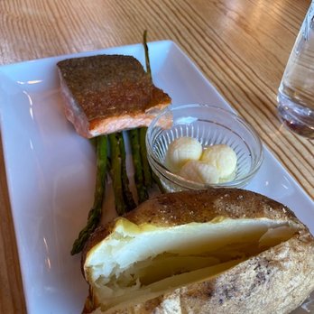 FREESTONE INN & CABINS - Updated December 2025 - 83 Photos & 38 Reviews ...