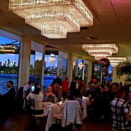 GIANDO ON THE WATER RESTAURANT - Updated July 2025 - 2725 Photos & 297 ...