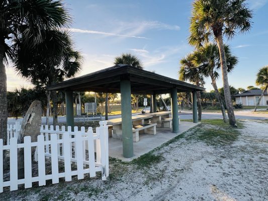 ROUND ISLAND BEACH PARK - Updated January 2026 - 61 Photos & 15 Reviews ...