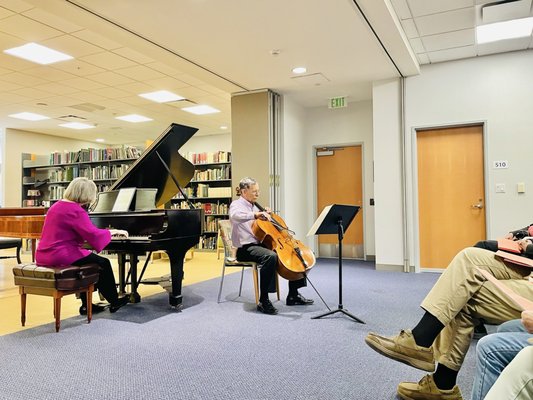 DR MARTIN LUTHER KING JR. LIBRARY - Updated January 2026 - 335 Photos ...