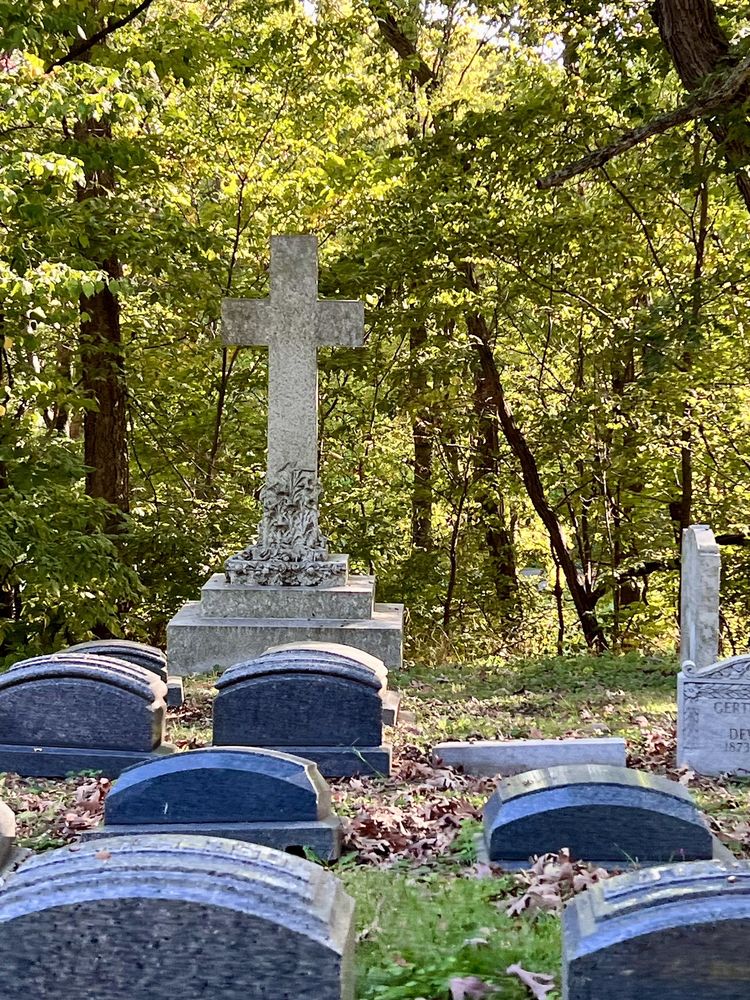 OAK RIDGE CEMETERY - Updated May 2026 - 56 Photos - Monument Ave And N ...