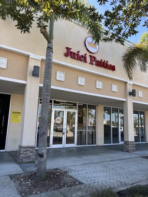 JUICI BEEF PATTIES - Updated October 2025 - 98 Photos & 42 Reviews ...