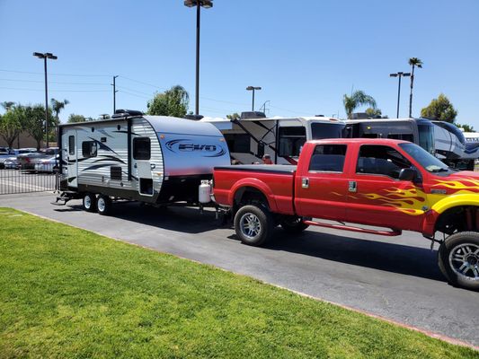 GIANT RV - Updated June 2025 - 212 Photos & 524 Reviews - 1300 E Santo ...