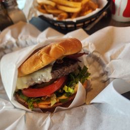 TOMMY’S BURGER STOP - Updated December 2025 - 33 Photos & 29 Reviews ...