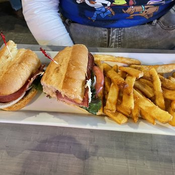GEEZ GRILL & PUB - Updated May 2025 - 65 Photos & 93 Reviews - 6061 Far ...