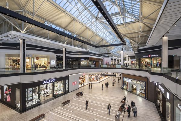 CF FAIRVIEW POINTE CLAIRE - Updated November 2025 - 39 Photos & 36 ...