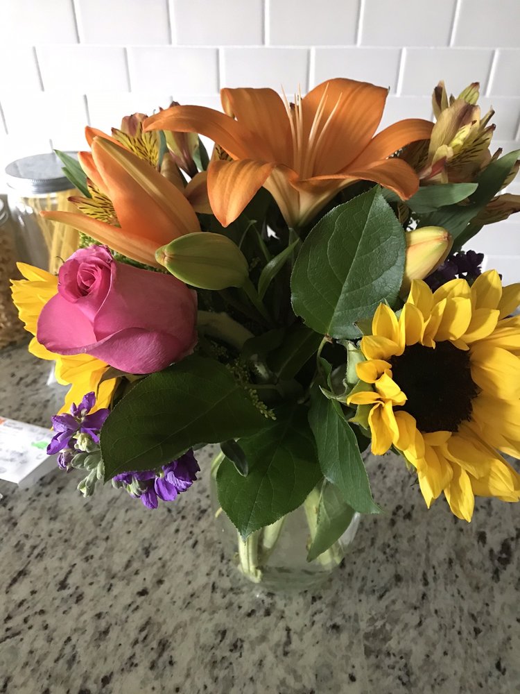 PAPILLION FLOWER PATCH - Updated May 2025 - 16 Photos & 11 Reviews ...