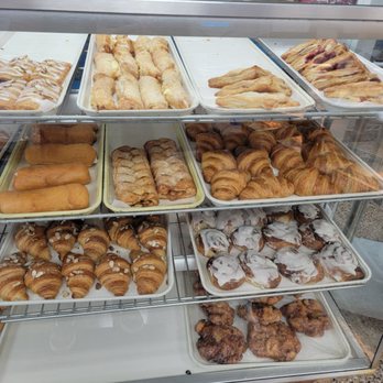 SUPERIOR BAKERY - Updated March 2025 - 197 Photos & 337 Reviews - 2433 ...