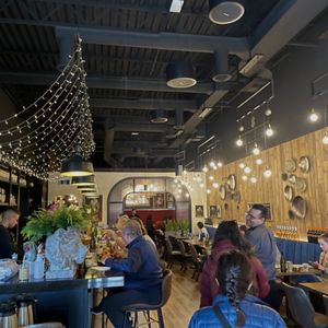 QUEENS BREAKFAST COCKTAILS - 259 Photos & 157 Reviews - 3927 Edmonton ...