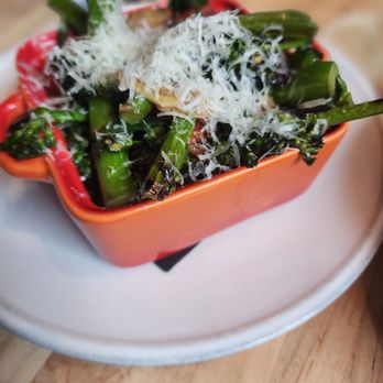 KINDLING DOWNTOWN COOKOUT & COCKTAILS - 302 Photos & 92 Reviews - 202 S ...