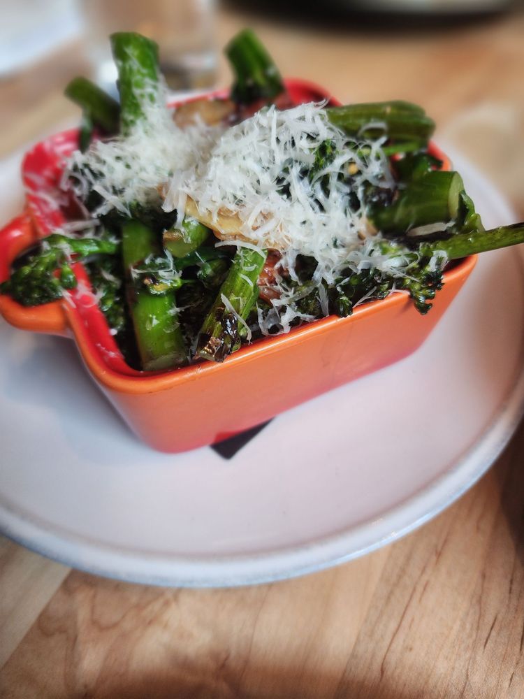 KINDLING DOWNTOWN COOKOUT & COCKTAILS - Updated October 2024 - 362 ...