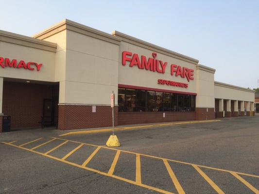 FAMILY FARE SUPERMARKET - Updated June 2026 - 20 Reviews - 1225 Leonard ...