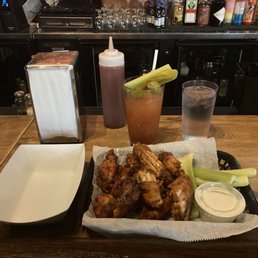 POINTS EAST PUB - Updated November 2024 - 177 Photos & 371 Reviews ...