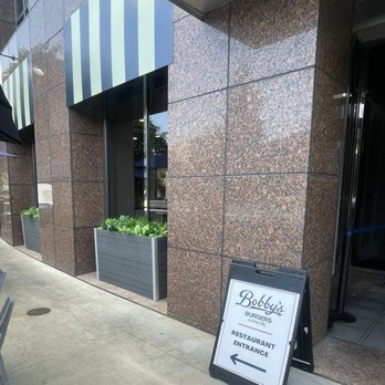 BOBBY’S BURGERS BY BOBBY FLAY - Updated April 2025 - 194 Photos & 124 ...