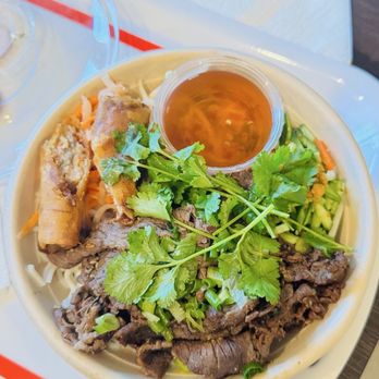 NONG LÁ VIETNAMESE CAFE - Updated September 2025 - 174 Photos & 111 ...