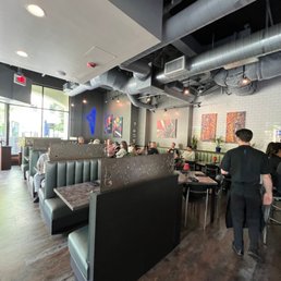 FROG & SLIM - Updated May 2025 - 1106 Photos & 556 Reviews - 1420 16th ...