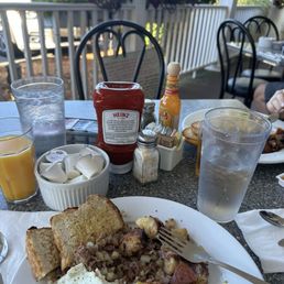 THE DAILY PAPER - Updated October 2025 - 139 Photos & 248 Reviews - 644 ...