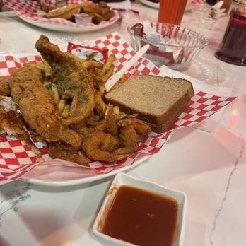 GG’S FISH & CHIPS - Updated October 2025 - 61 Photos & 49 Reviews - 234 ...