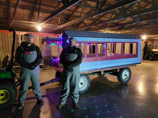 ACRES OF FUN - Updated November 2025 - 32 Photos & 21 Reviews - 3889 ...