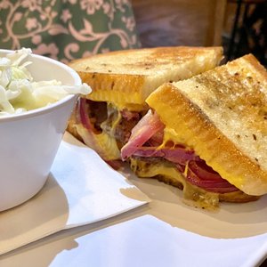 PANINI’S BAR & GRILL - Updated January 2025 - 23800 Detroit Rd ...