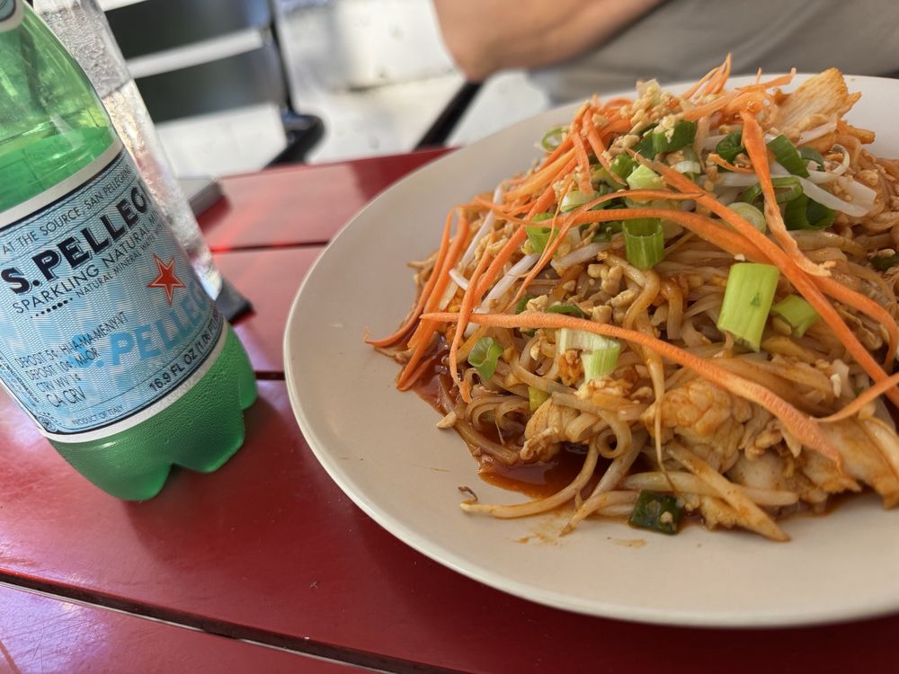 PJ’S THAI - Updated October 2025 - 377 Photos & 335 Reviews - 147 ...