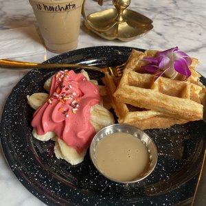 MOORE COFFEE SHOP - 2693 Photos & 1216 Reviews - 1930 2nd Ave, Seattle ...