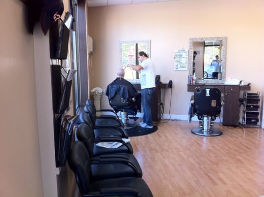 OXFORD BARBER SHOP - Updated June 2026 - 10 Photos - 243 Wharncliffe ...