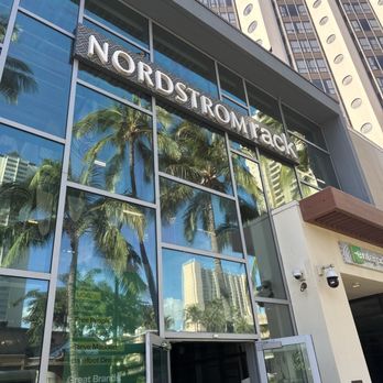 NORDSTROM RACK - Updated April 2025 - 309 Photos & 81 Reviews - 2255 ...