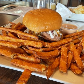 GUERRILLA GRILL - Updated July 2024 - 19 Photos & 10 Reviews - 176 Main ...