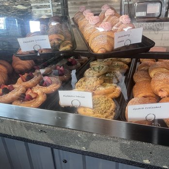 BENJI’S BAKERY & CAFE - Updated December 2025 - 438 Photos & 242 ...