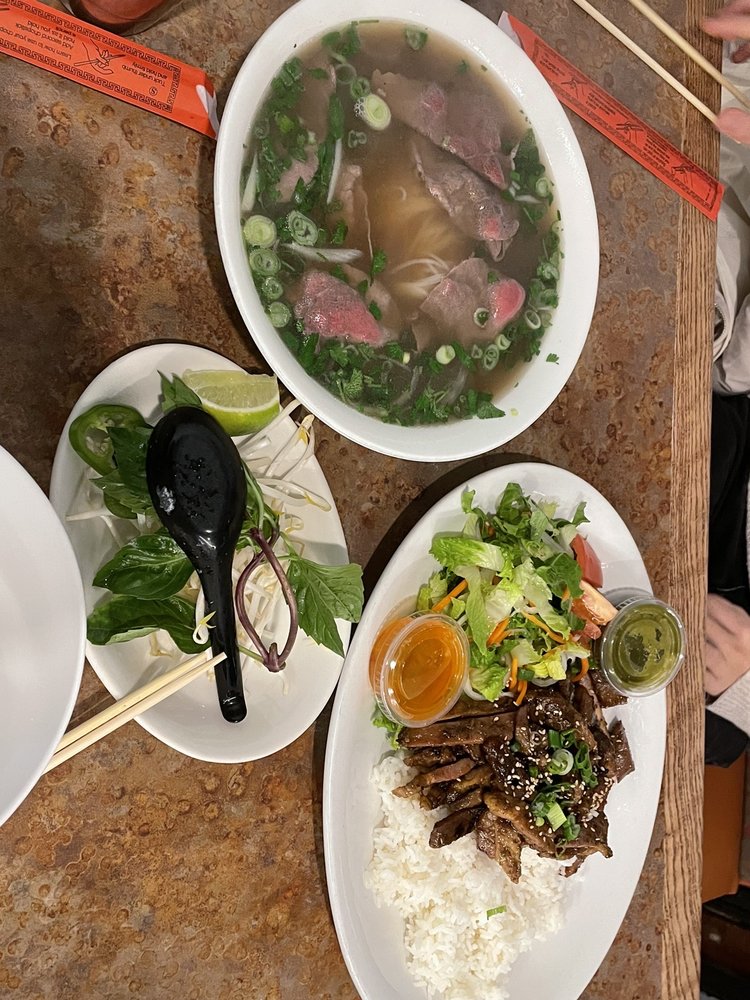 LOCAL PHO - Updated June 2025 - 330 Photos & 527 Reviews - 2230 3rd Ave ...