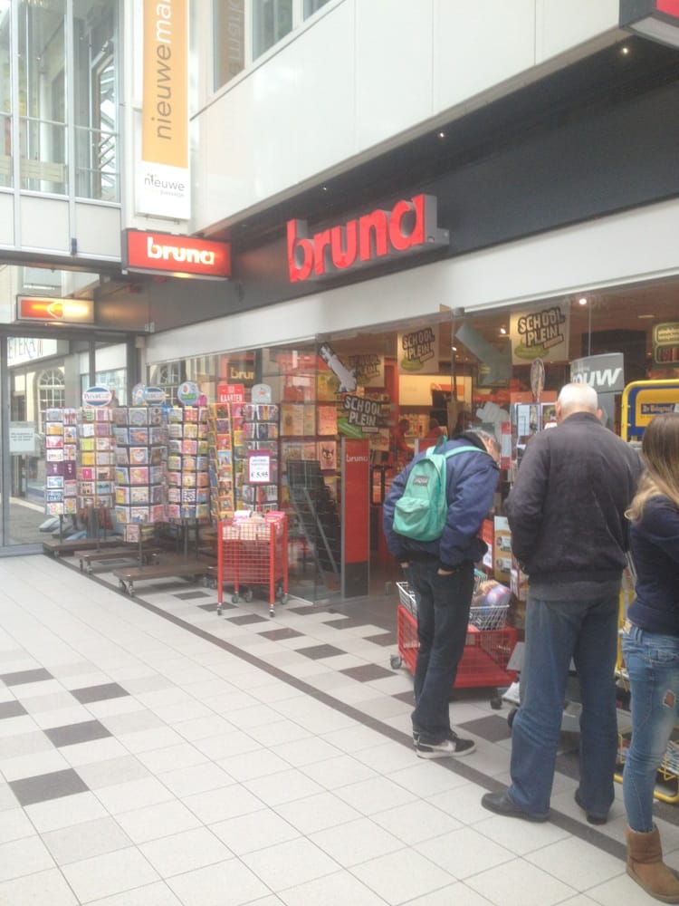 BRUNA - Updated July 2024 - Nieuwe-Marktpassage 19, Gouda, Zuid-Holland ...