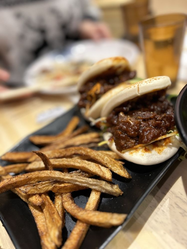 MOMO LOCO DUMPLINGS & WOK - Updated October 2025 - 29 Photos - 15 ...