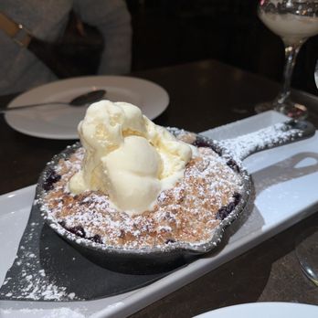 BASE PIZZERIA - Updated August 2024 - 429 Photos & 425 Reviews - 3115 E ...