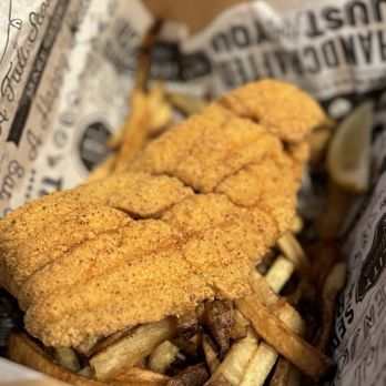 LONG BEACH FISH GRILL - Updated August 2024 - 104 Photos & 50 Reviews ...