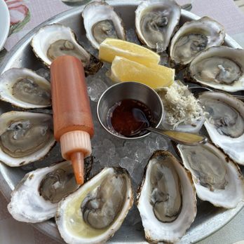 LE SWAN - Updated October 2025 - 238 Photos & 74 Reviews - 892 Queen St ...