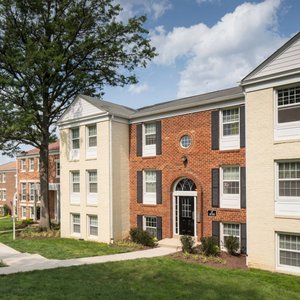 KINGSTOWNE RESIDENTIAL OWNERS - Updated July 2025 - 15 Photos & 10 ...