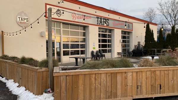 TAPS BREWHOUSE - Updated June 2025 - 252 Photos & 263 Reviews - 4680 ...