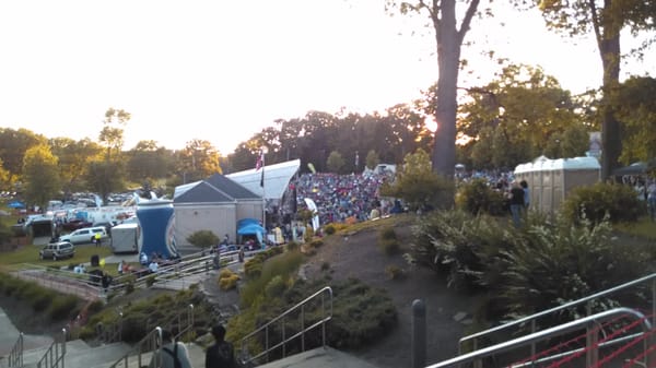 WARREN COMMUNITY AMPHITHEATRE - Updated November 2025 - 13 Photos - 321 ...