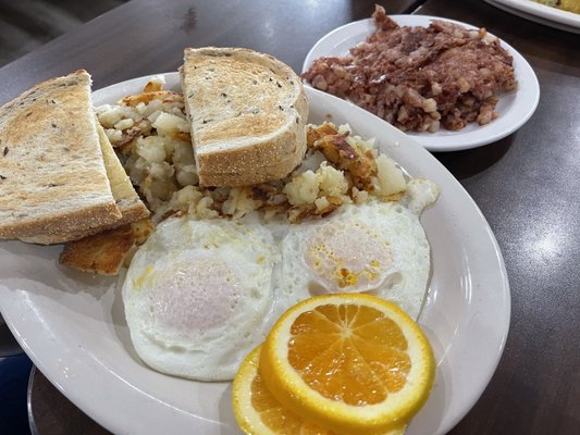 HUB CITY DINER - Diner - 190 Railway Ln, Hagerstown, Maryland - 11 ...