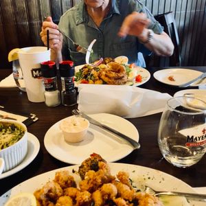 MAYEAUX’S STEAK & SEAFOOD - 90 Photos & 95 Reviews - 512 Front St ...