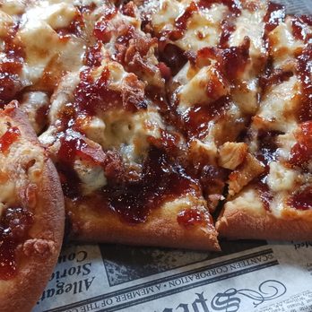 THE RAM - Updated September 2025 - 14 Photos - 1048 E Center St ...