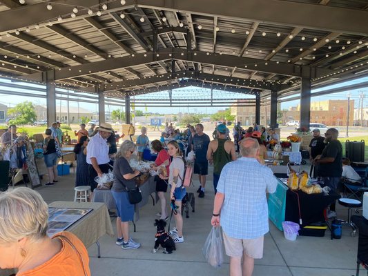 HERITAGE SQUARE FARMERS MARKET - Updated June 2026 - 11 Photos - 400 N ...