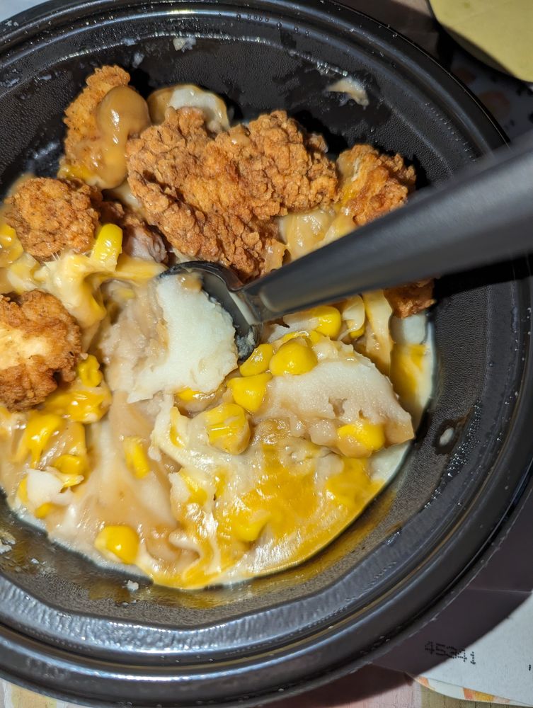 KFC - Updated March 2025 - 13 Photos & 15 Reviews - 2407 E Main St ...