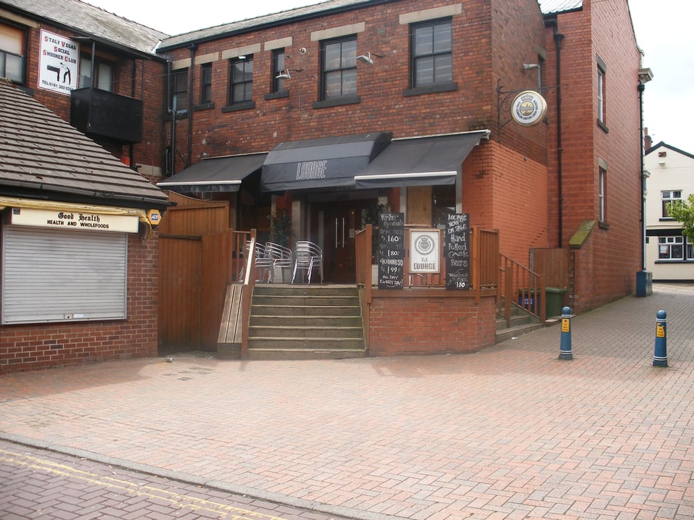 THE LOUNGE BAR - Updated January 2025 - 20-30 Grosvenor Street ...