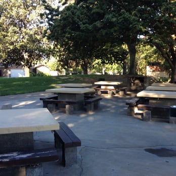 WOODROW PARK - Updated October 2025 - 11 Photos - 3101 Sherwood Ave ...